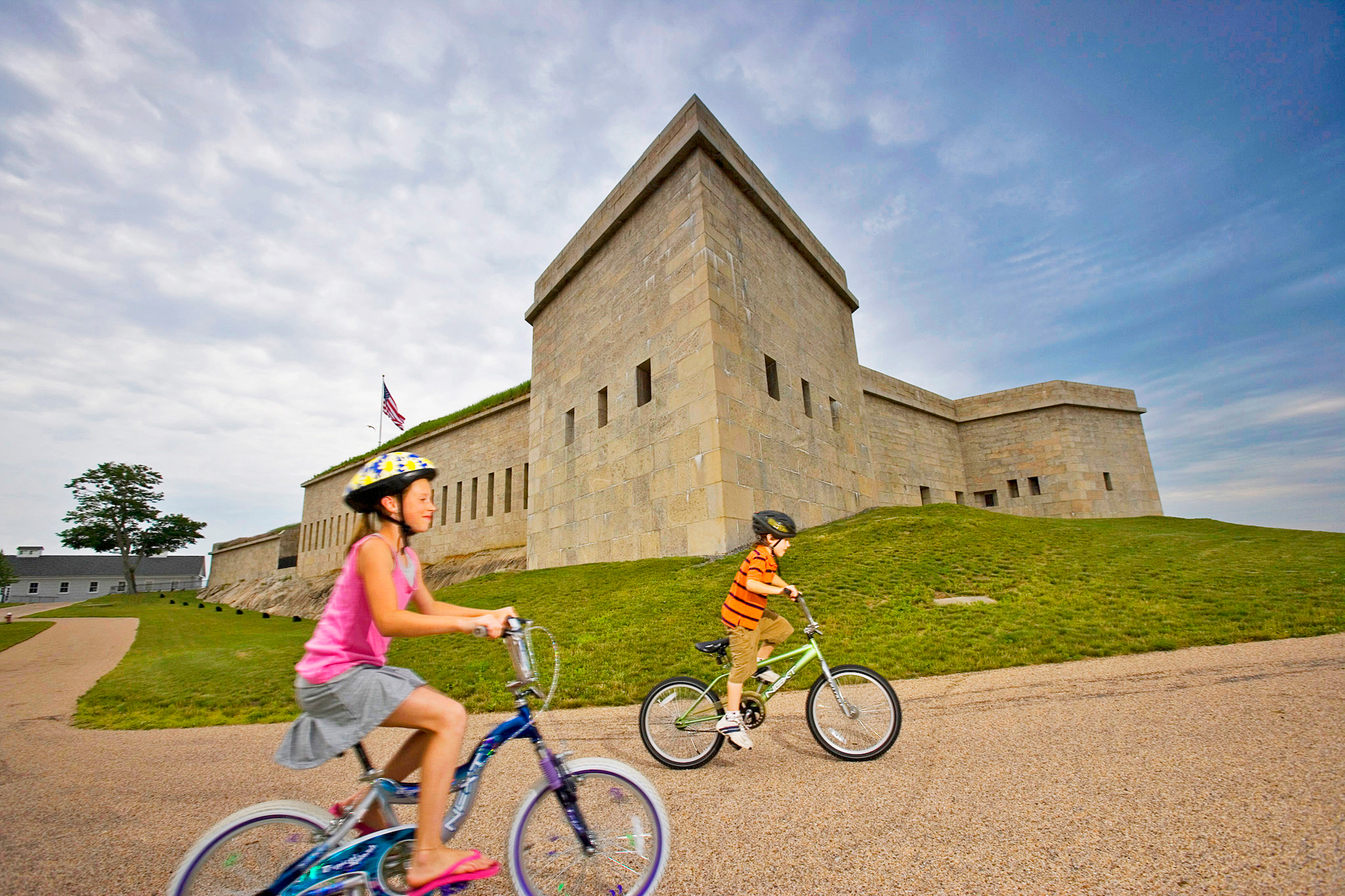 Fort Trumbull State Park | Connecticut State Parks and Forests