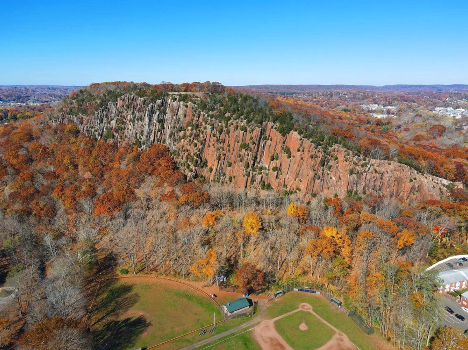 West Rock Ridge State Park | Connecticut State Parks and Forests